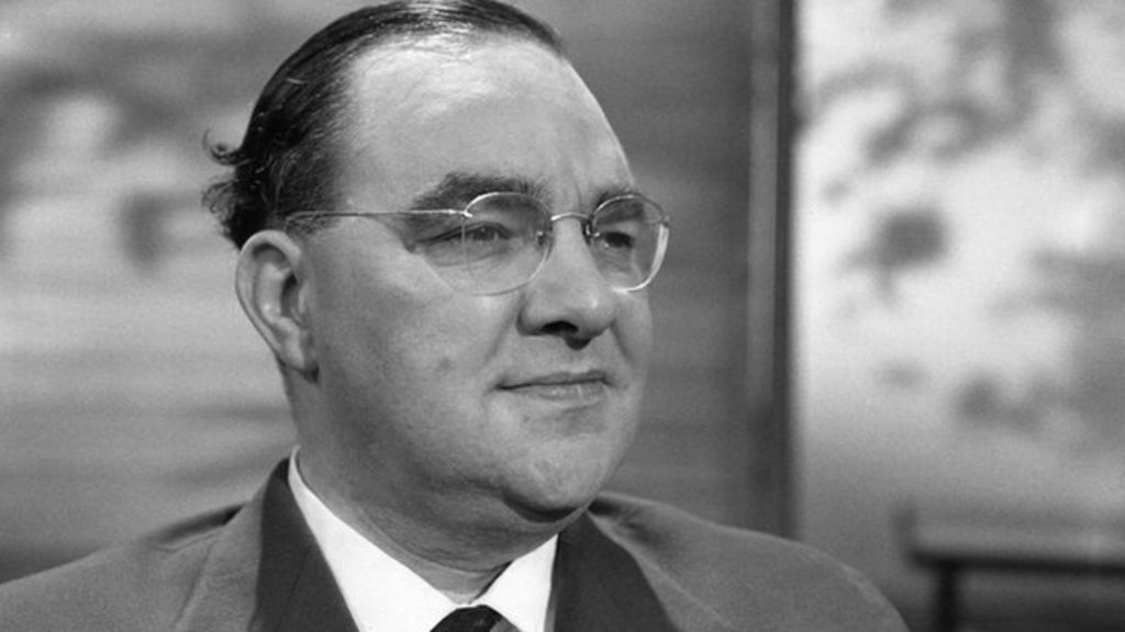 Gwyn Thomas: Centenary of Rhondda writer's birth - BBC News