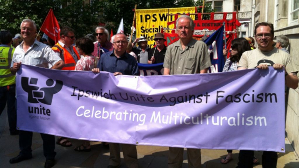 Unite Against Fascism and English Defence League march in Ipswich - BBC ...