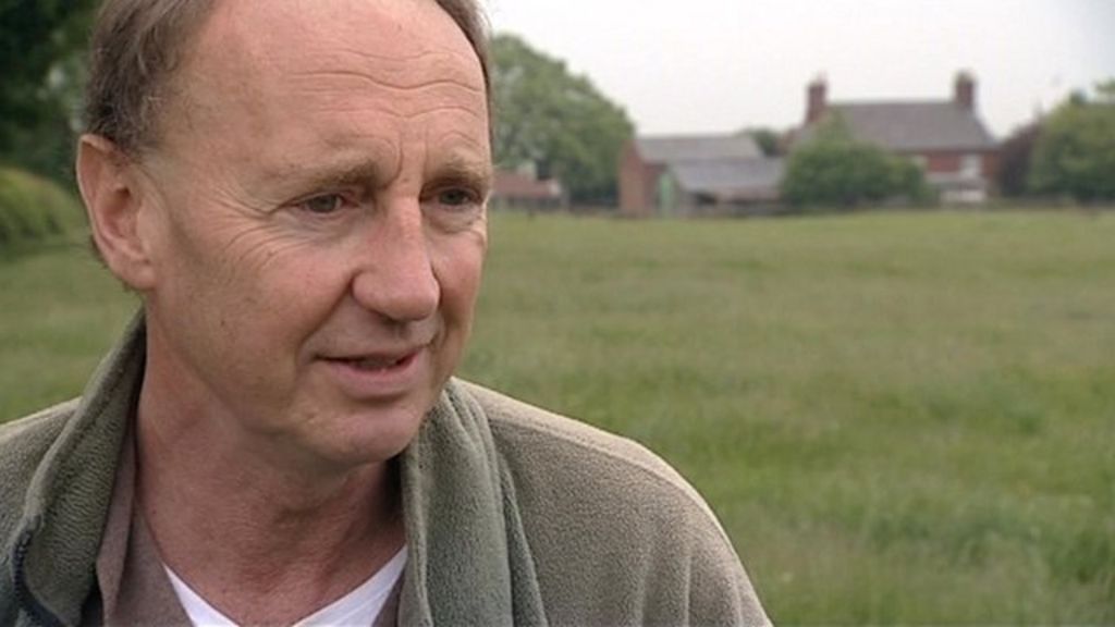 The Ashes: How Jonathan Agnew prepares for a test - BBC News