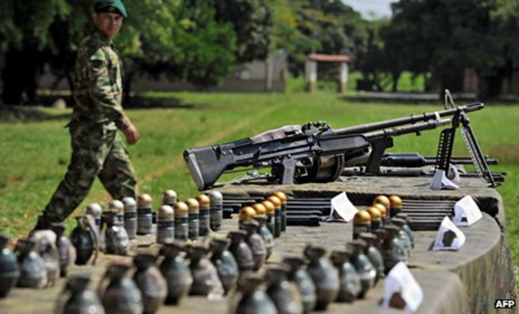 Colombia: Army 'finds 21,000 roadside bombs' in six months - BBC News