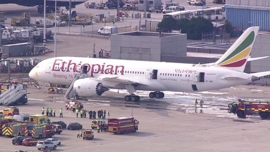 Heathrow reopens after Boeing Dreamliner 787 fire - BBC News