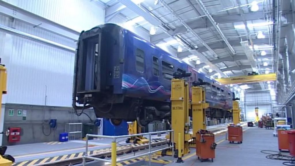 Reading station's £150m train maintenance depot opens - BBC News