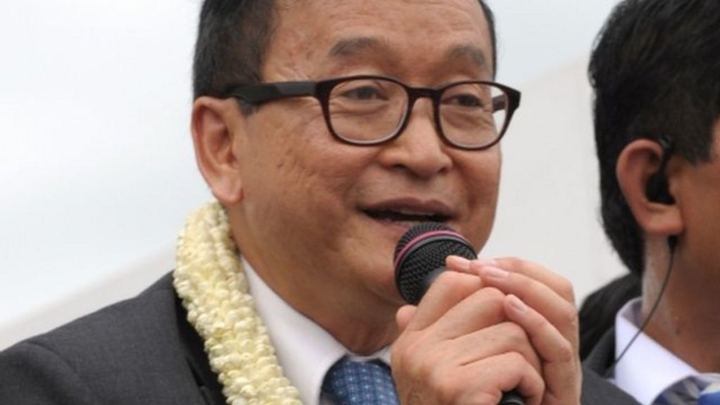 Cambodia opposition leader Sam Rainsy returns to Phnom Penh - BBC News
