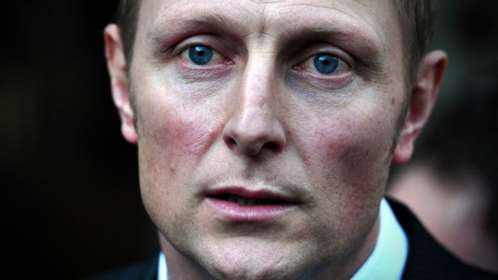 SAS man Danny Nightingale sentenced for gun possession - BBC News