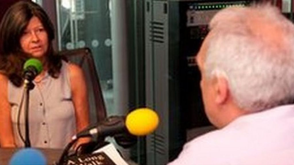 Judith Tebbutt: My six months held hostage by Somali pirates - BBC News