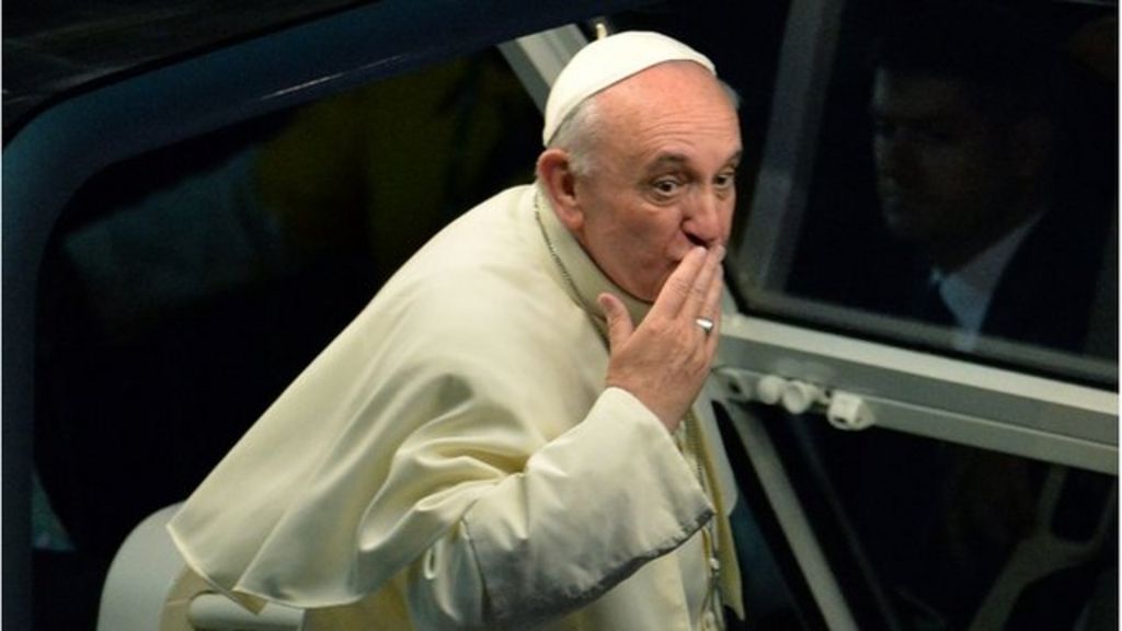 Pope Francis re-enacts Way of the Cross on Brazil visit - BBC News