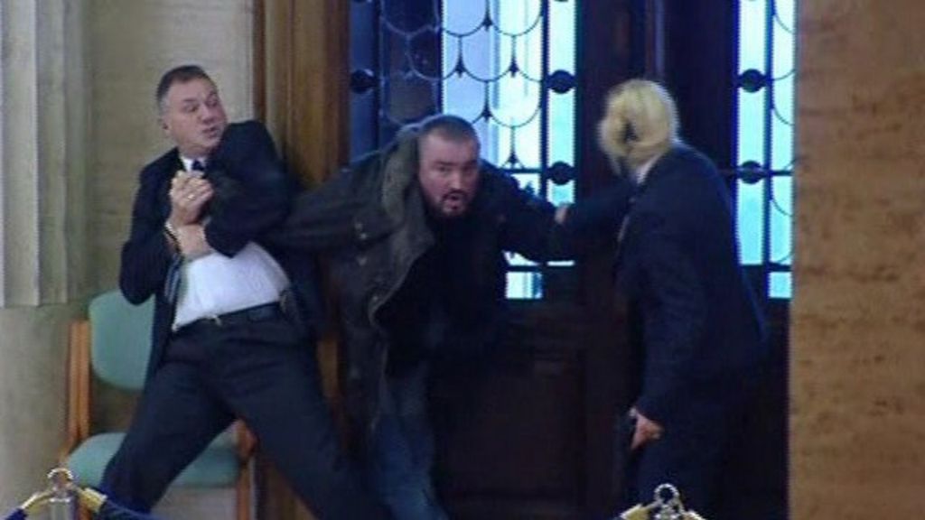 Milltown killer Michael Stone to serve rest of term - BBC News