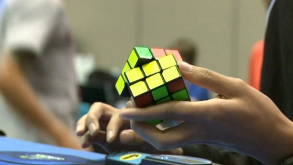Rubik's Cube World Championship held in Las Vegas - BBC Newsround