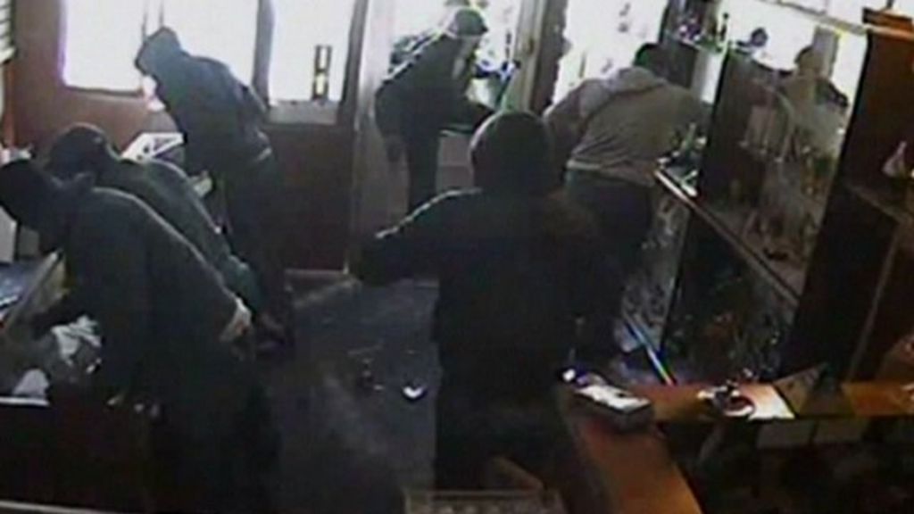 Birmingham riots: Culprits 'still cannot rest easy' - BBC News