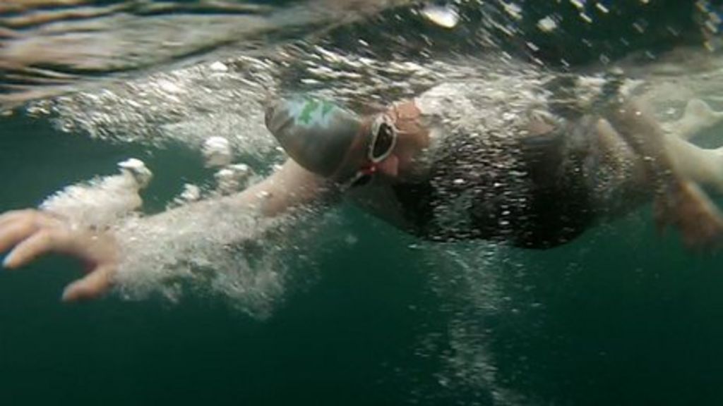 Anna Wardley's Isle of Tiree endurance swim abandoned - BBC News
