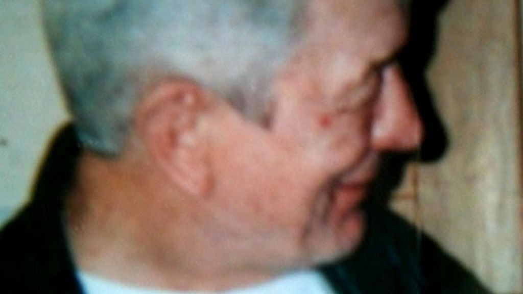 Leslie Ross charged with murder of two Dromore women - BBC News