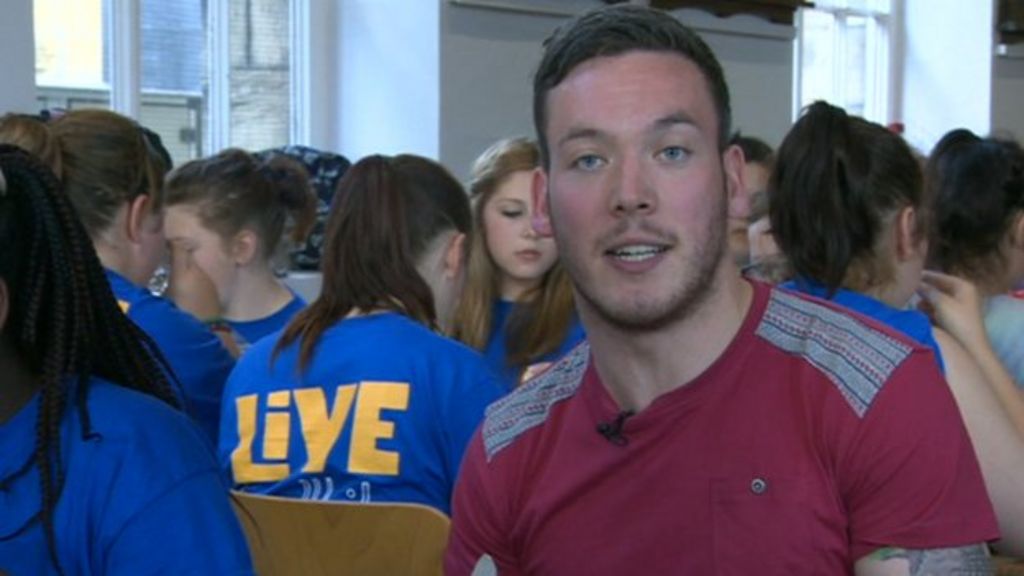 Martin visits kids who want to lead healthier lifestyle - BBC Newsround