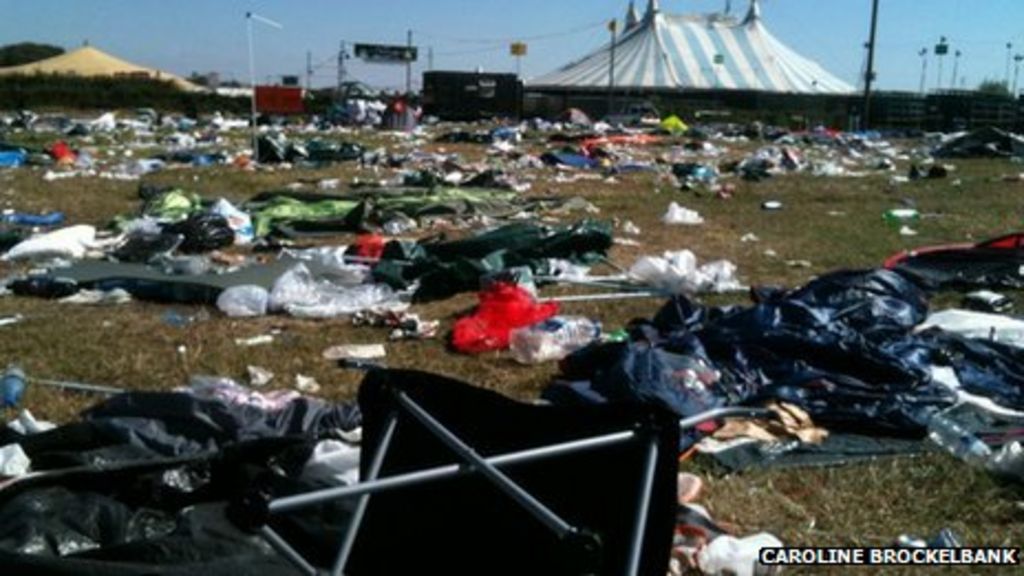 Reading cashes in on festival trash - BBC News