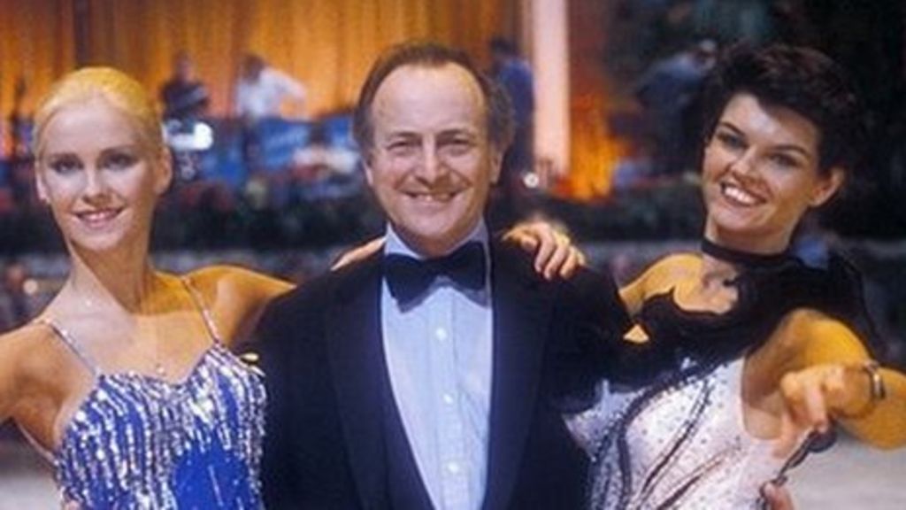 In pictures: David Jacobs's career - BBC News