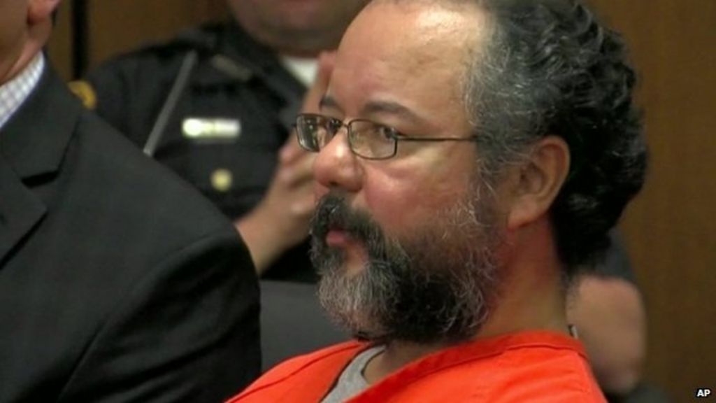 Cleveland kidnapper Ariel Castro found hanged in cell - BBC News