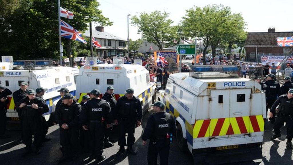 Protest and riot policing costs PSNI over £3m a month - BBC News