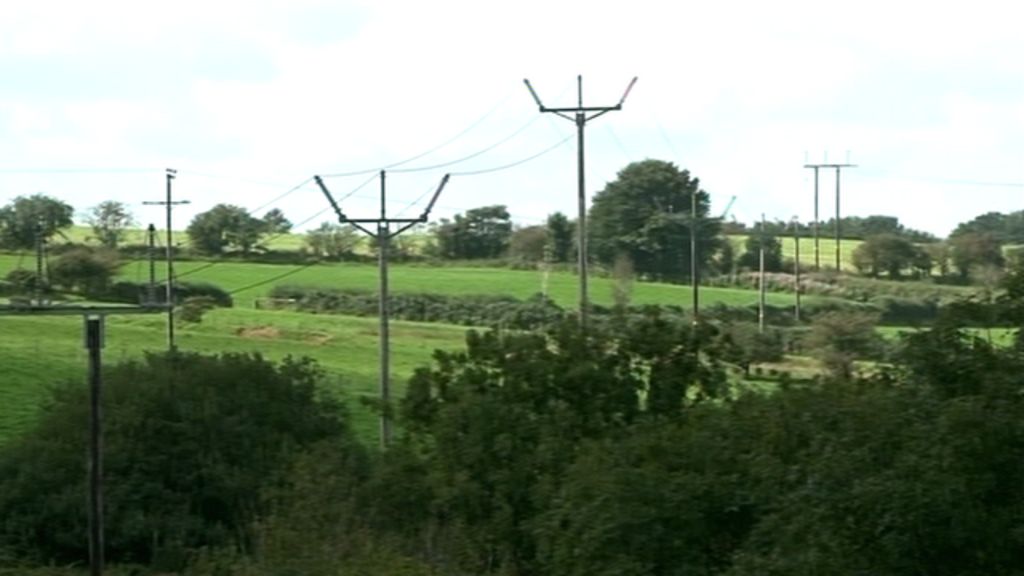 Calls to bury Brechfa wind farm cables - BBC News