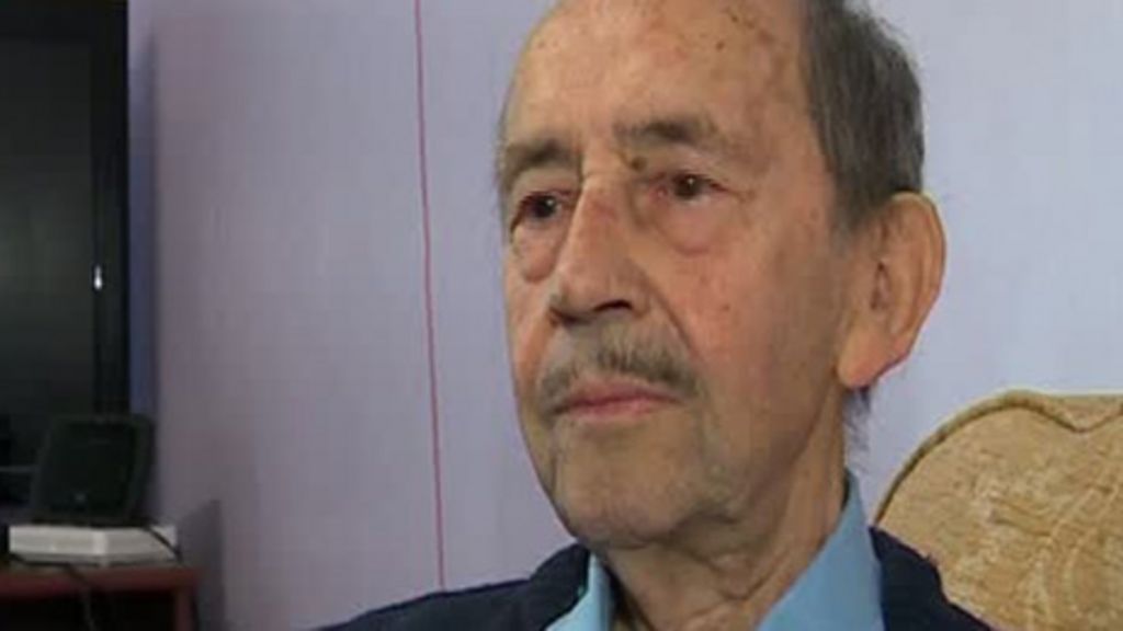 William Lewis says eyesight could have been saved - BBC News