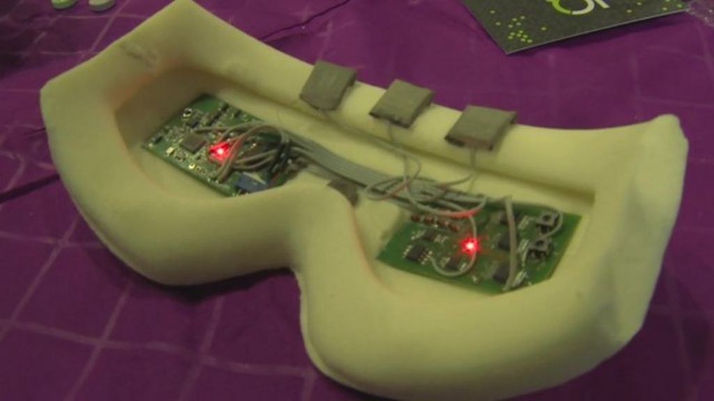 Can electronic mask improve sleep? - BBC News