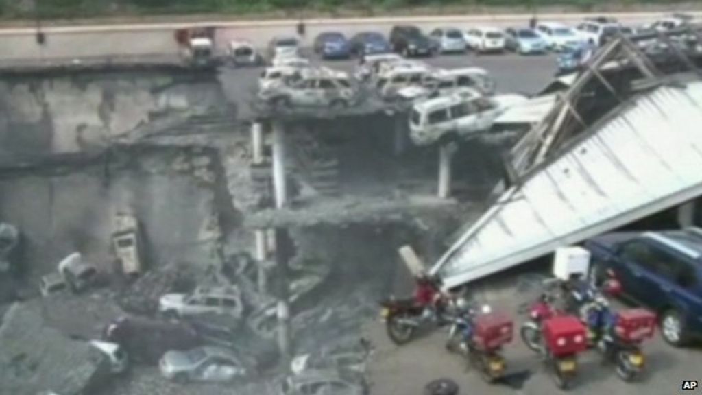 Kenya attack: Mall collapse devastation revealed - BBC News