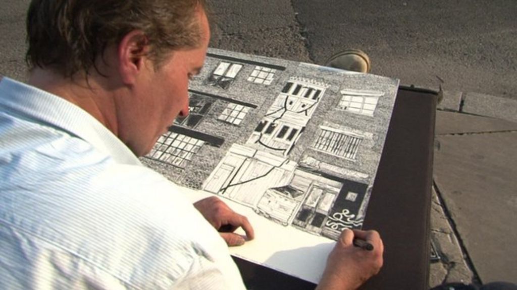 Homeless man John Dolans artwork on show - BBC News