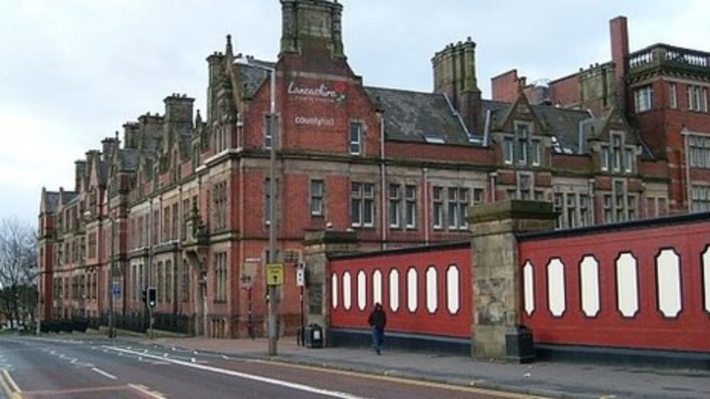 Lancashire County Council's £500K payment to officer probed - BBC News