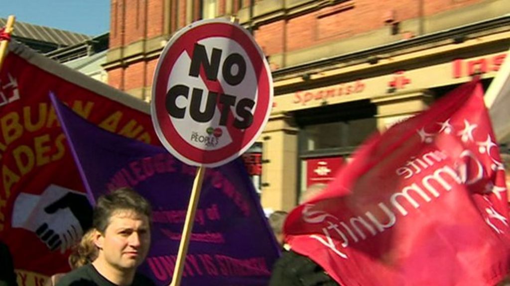 Unions protest outside Tory conference - BBC News