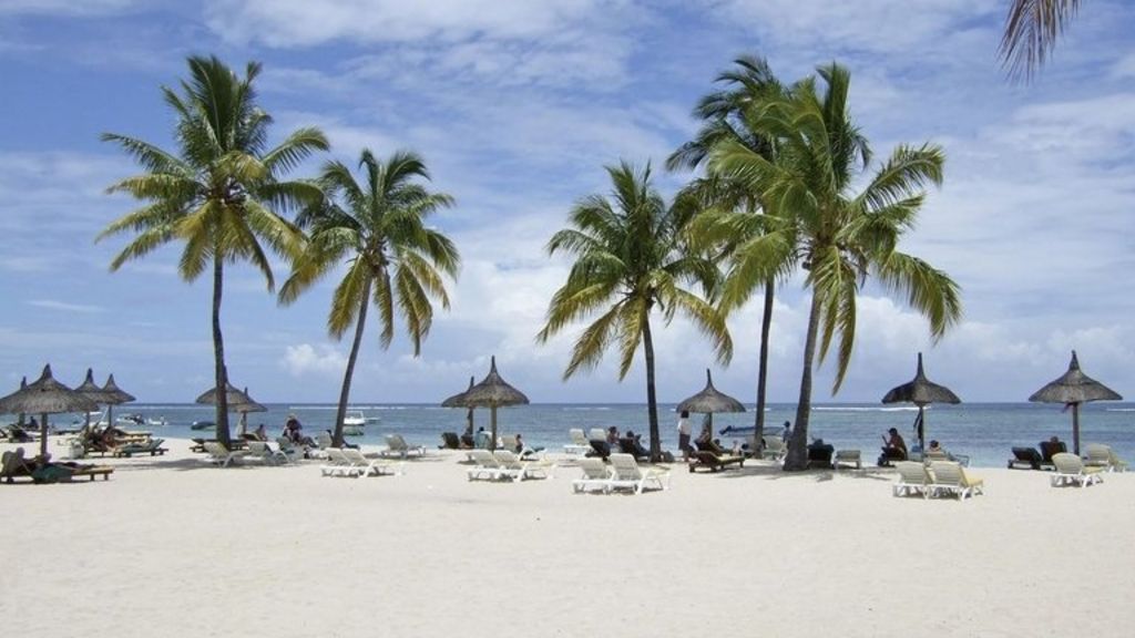 Thomas Cook boss: 'We were close to doomsday' - BBC News