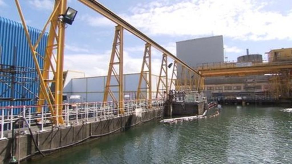 Sellafield nuclear waste firm keeps contract despite criticism - BBC News