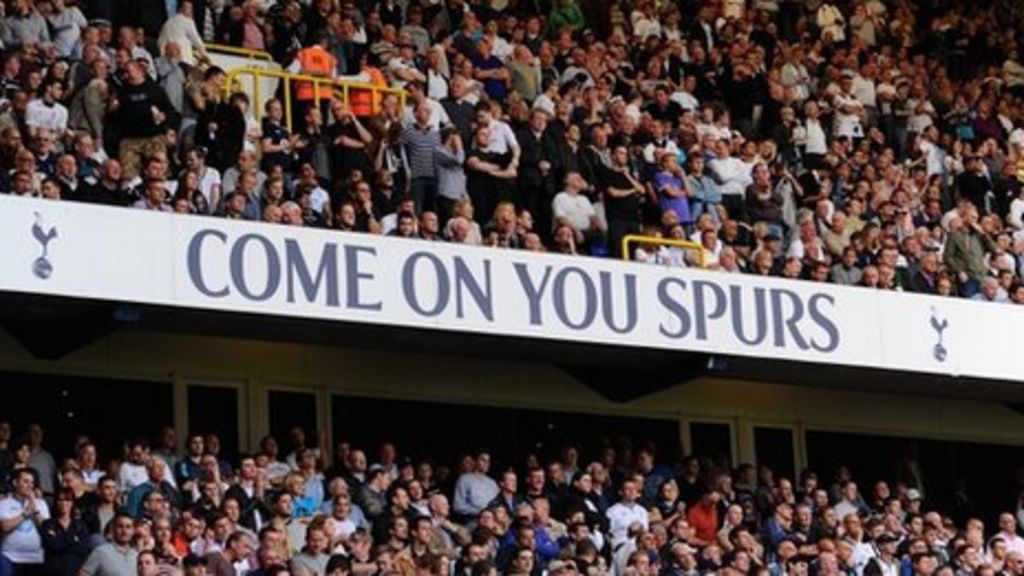 Tottenham fans ignore warnings over 'offensive' chant - BBC News