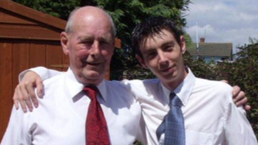 James Paget death: Police looking at possible drugs overdose - BBC News