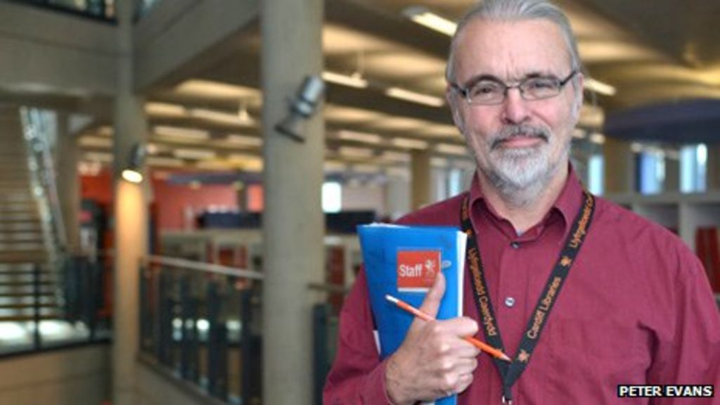 Jabba The Hutt's 'left hand man' works in Cardiff library - BBC News
