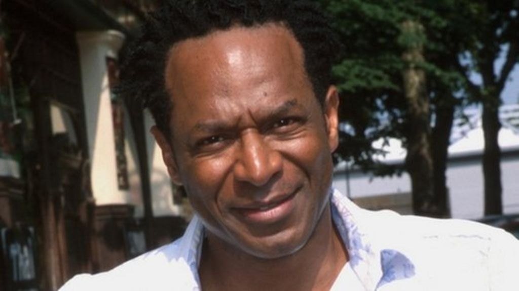 Comedian Felix Dexter dies of cancer - BBC News