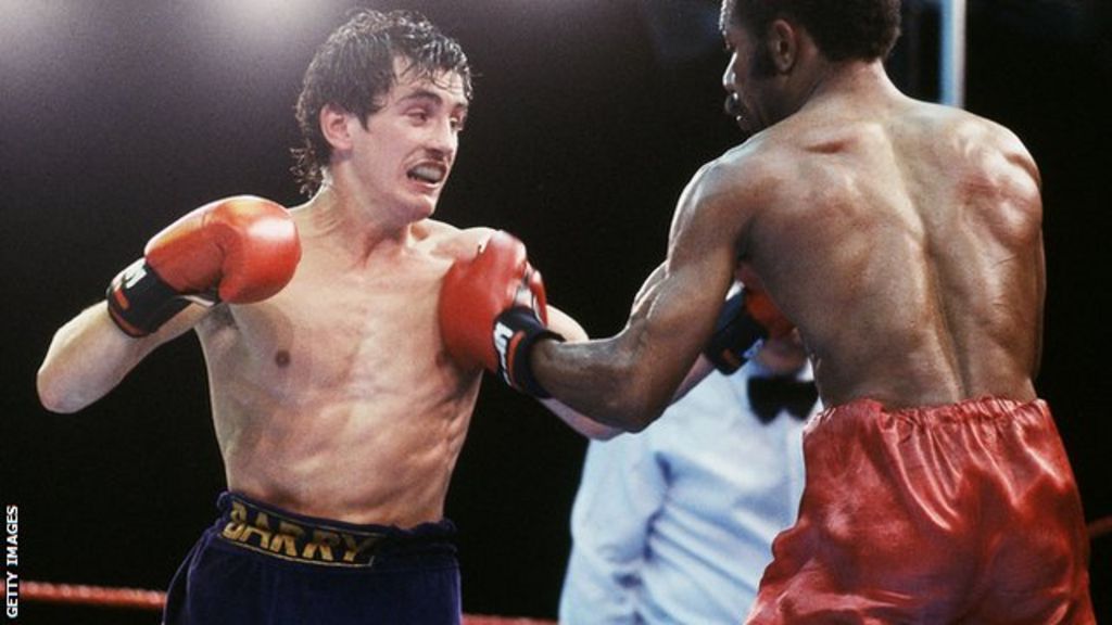 Sports Personality: Boxer Barry McGuigan wins in 1985 - BBC Sport