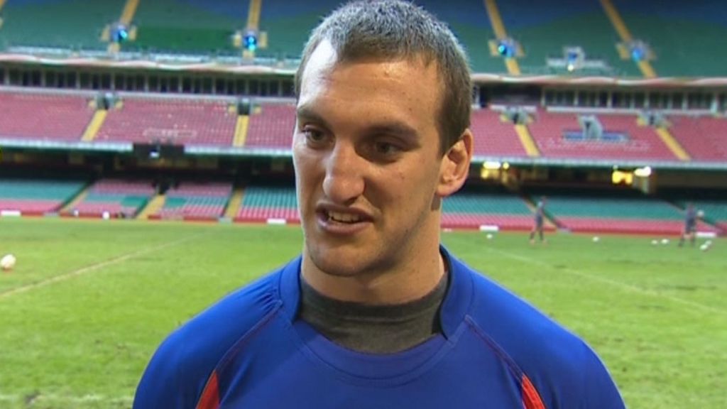 Wales rugby stars support 2013 Poppy Appeal - BBC News