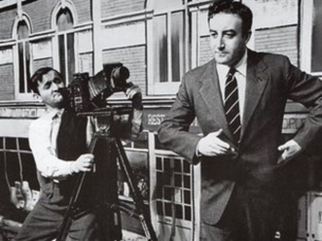 Graham Stark, Pink Panther actor, dies aged 91 - BBC News