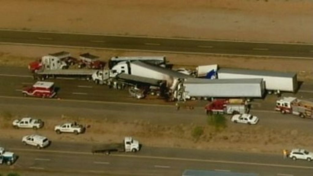 Deadly sandstorm hits Arizona highway - BBC Weather