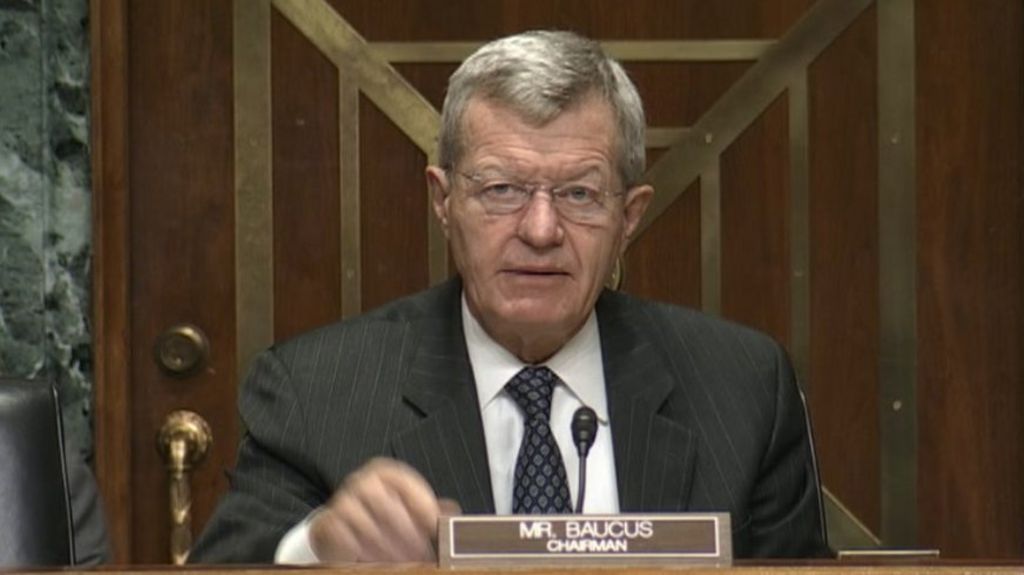 Baucus: Why not take glitch-plagued Obamacare site down? - BBC News