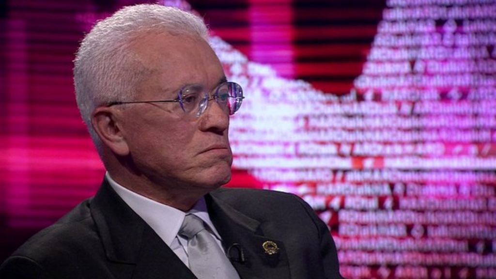 Obama's law professor on his failures as president - BBC News