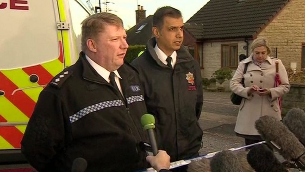 North Wingfield fire a 'tragic event', say police - BBC News