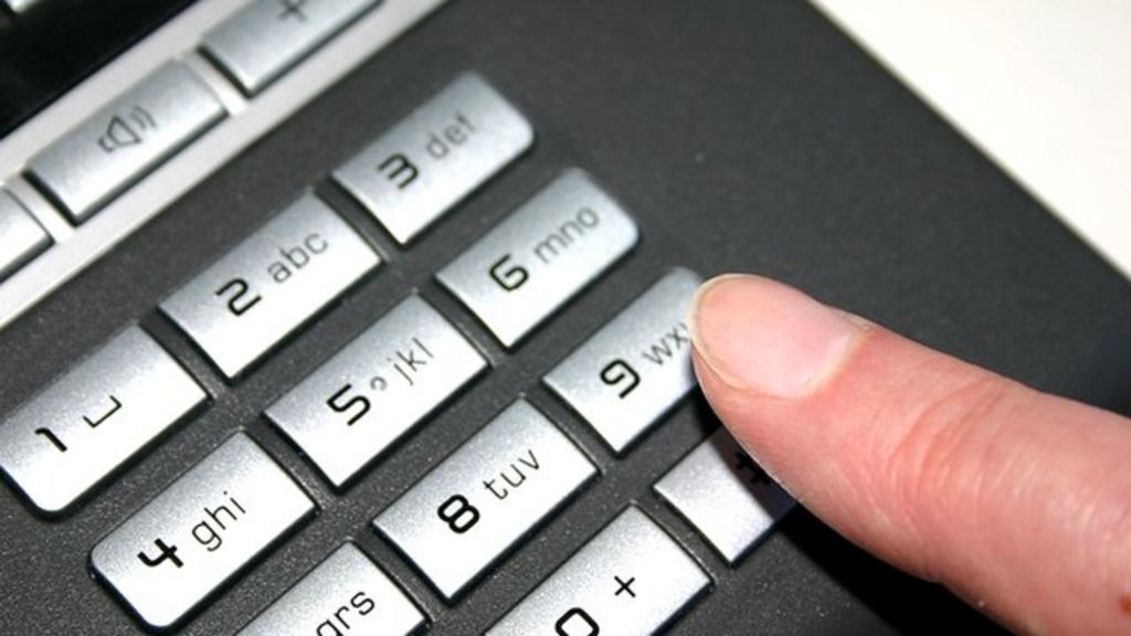 Private eyes convicted over 'blagging' personal data - BBC News