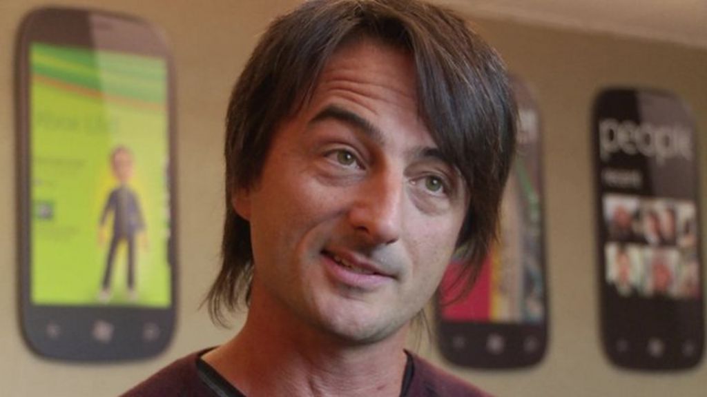 Microsoft's Joe Belfiore on smartphone app race - BBC News