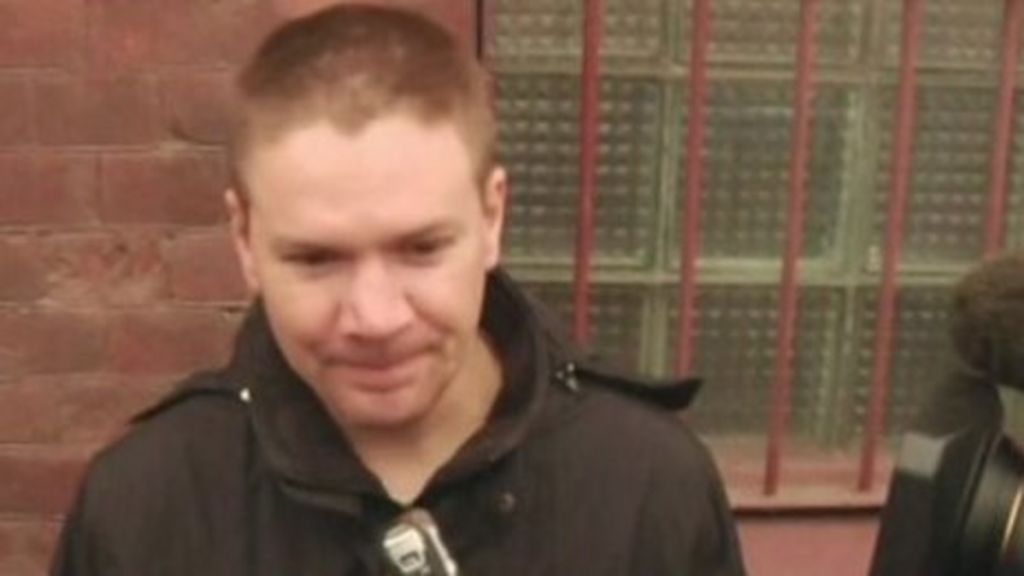 Welsh activist Anthony Perrett free from detention in Russia - BBC News
