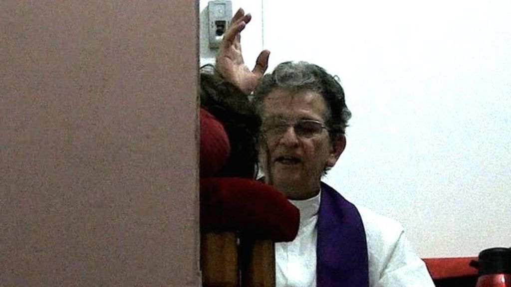 Mass exorcism performed at Mexican church - BBC News