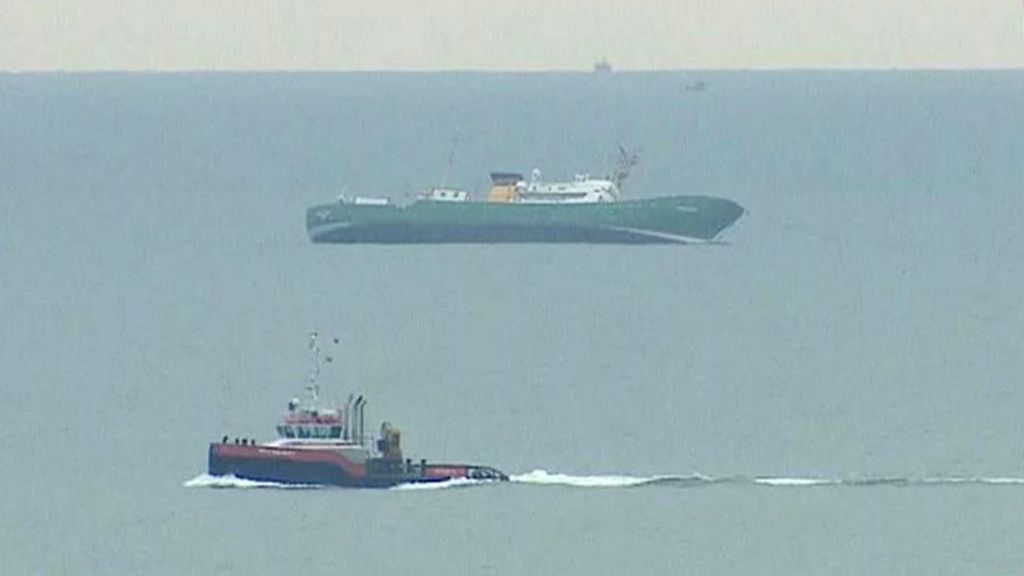 Devon ship wreck given green light for divers - BBC News