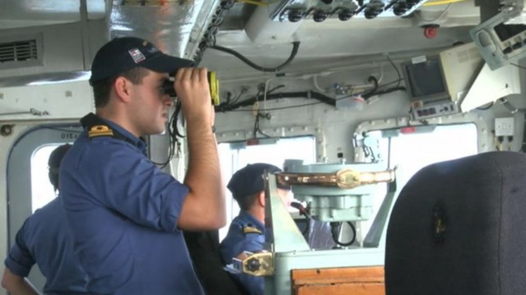 Portsmouth sailors play key protection role in Gulf - BBC News