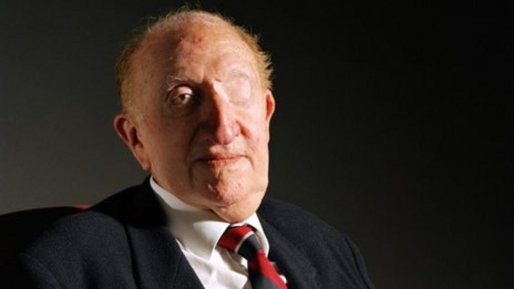 Algeria torture: French general Paul Aussaresses dies - BBC News