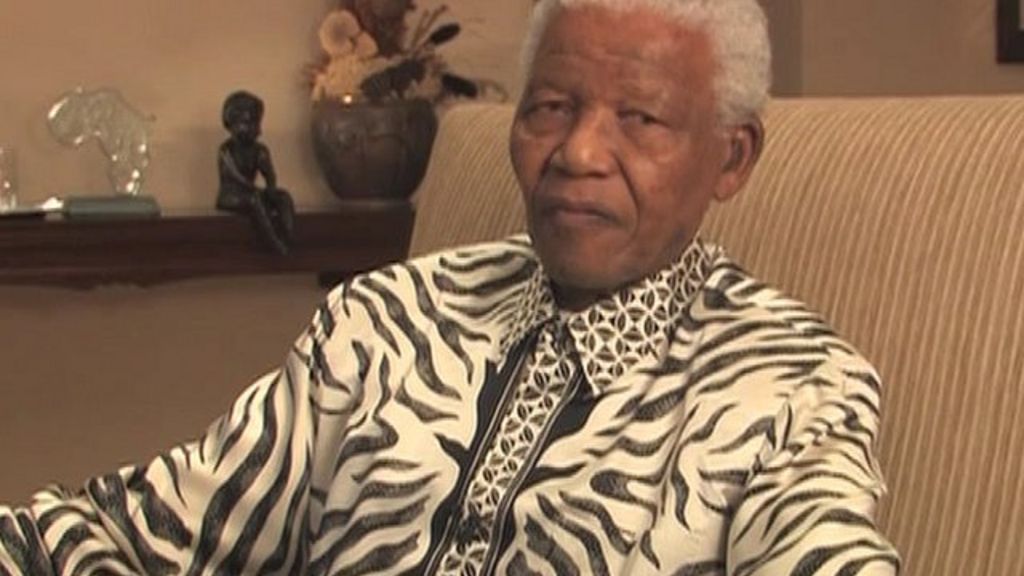Nelson Mandela death: Northern Ireland politicians pay tribute - BBC News