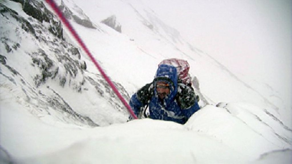 Documentary reveals factors behind Scottish avalanches - BBC News