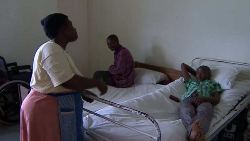 Mandela's HIV/Aids treatment legacy - BBC News